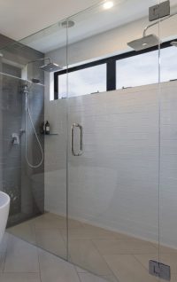 Frameless Glass Shower Doors - ShowerMan